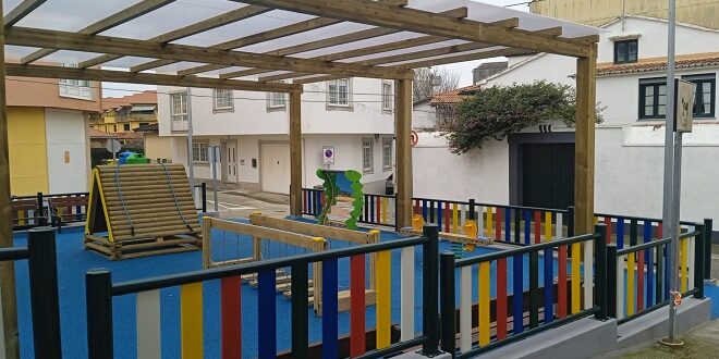 Conclúen en Ares as obras do parque infantil do porto - Galicia Ártabra ...